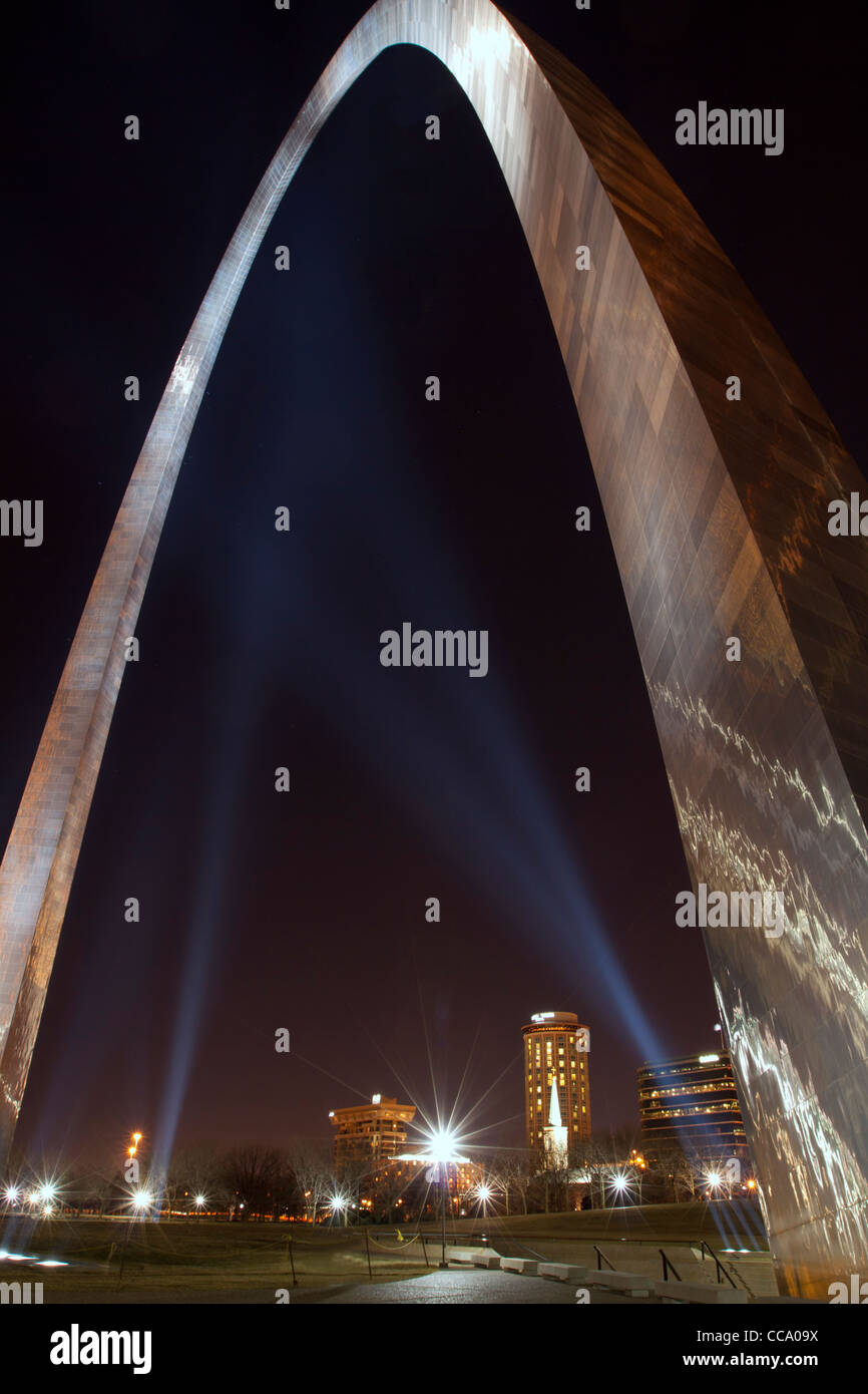 The st louis arch hi-res stock photography and images - Alamy