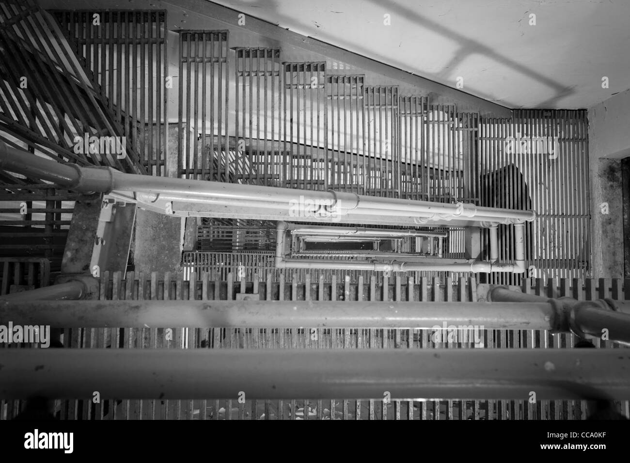 Metal stairs with grating hi-res stock photography and images - Alamy