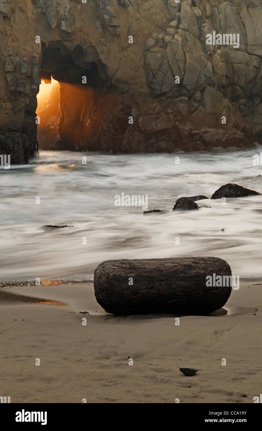 Julia Pfeiffer State Beach Stock Photo - Alamy