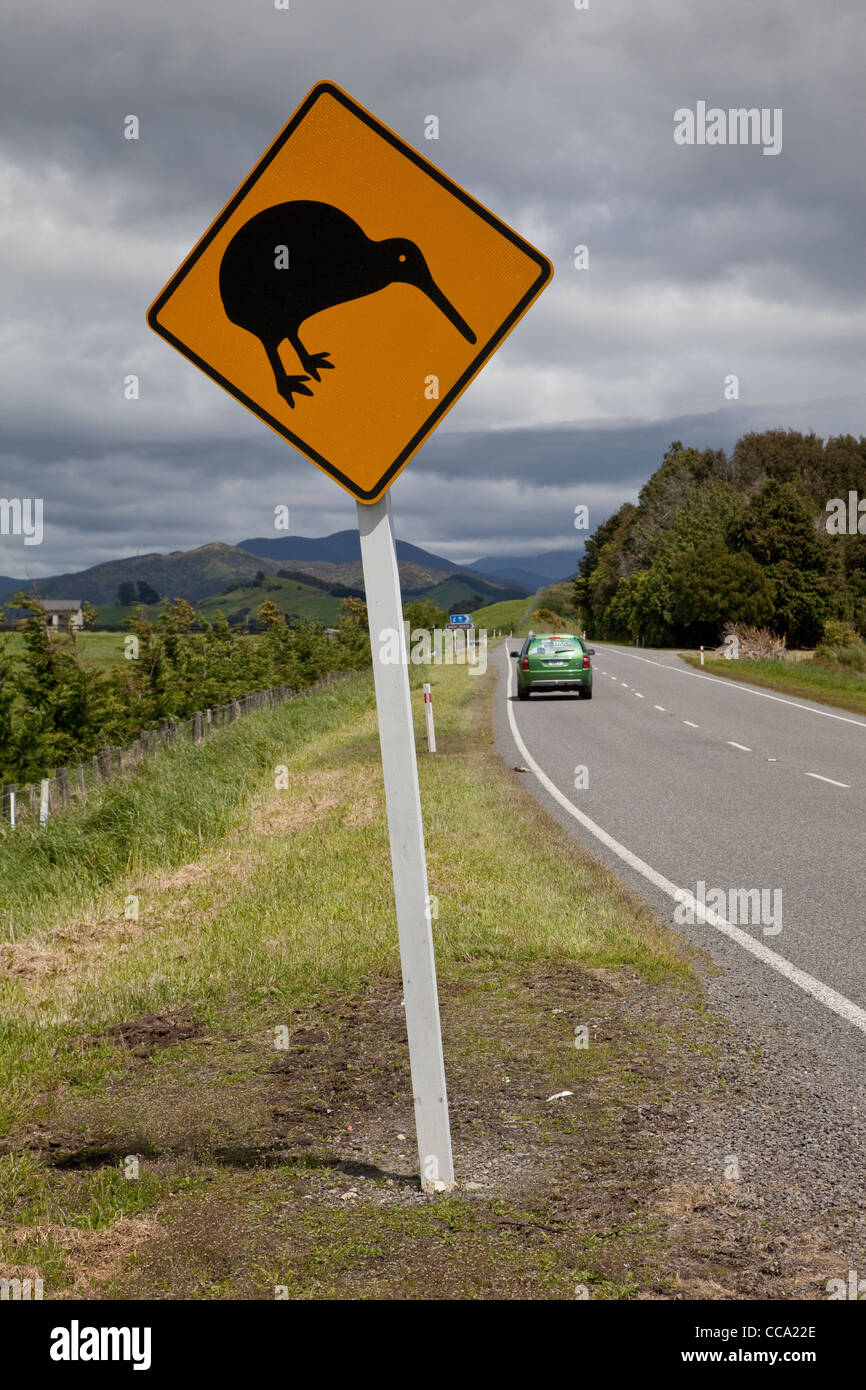 New Zealand. Kiwi Road Sign Stock Photo - Alamy