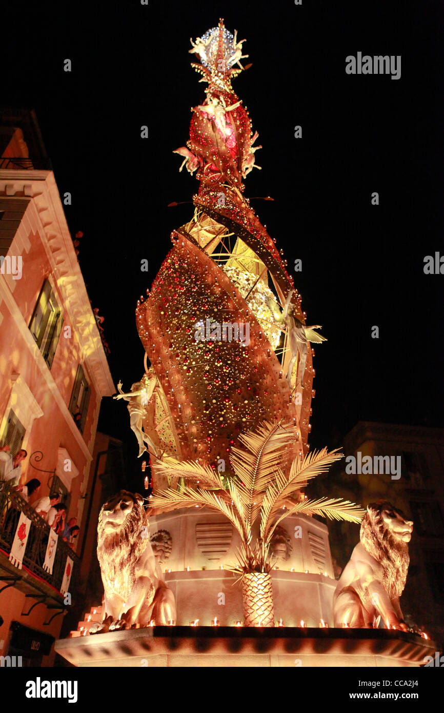 Macchina di Santa Rosa Viterbo Stock Photo - Alamy