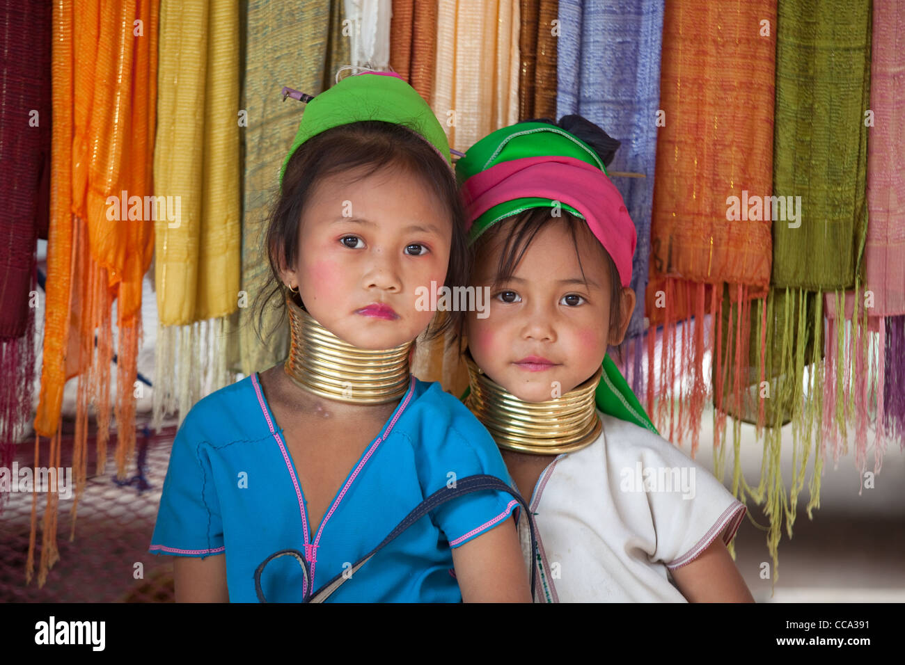 Two young children of the Long-neck women Padaung Tribe Stock Photo - Alamy