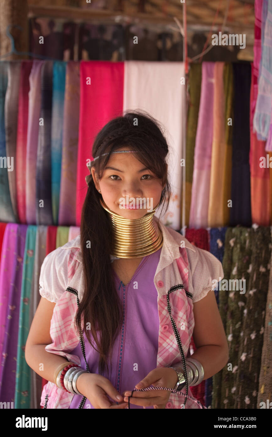 A young women of the Long-neck women Padaung Tribe Stock Photo - Alamy