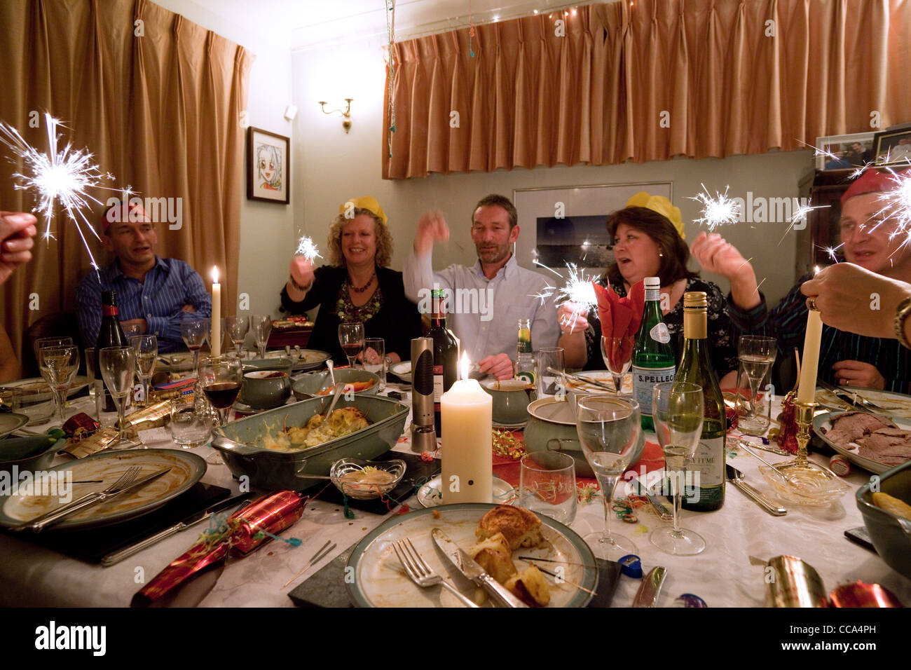 Indoor fireworks hi-res stock photography and images - Alamy