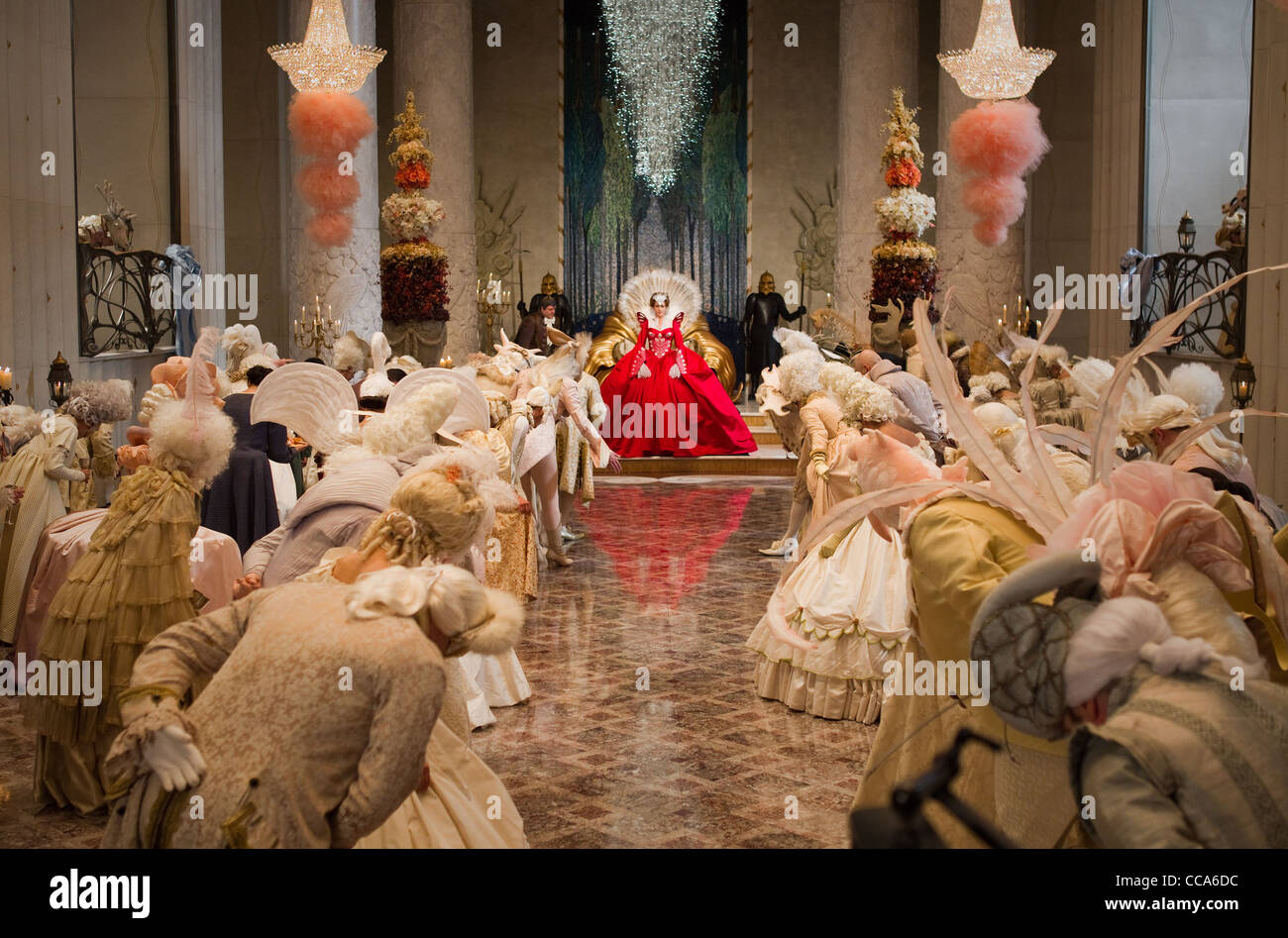 SNOW WHITE:THE UNTOLD ADVENTURES OF SNOW WHITE (2012) JULIA ROBERTS ...