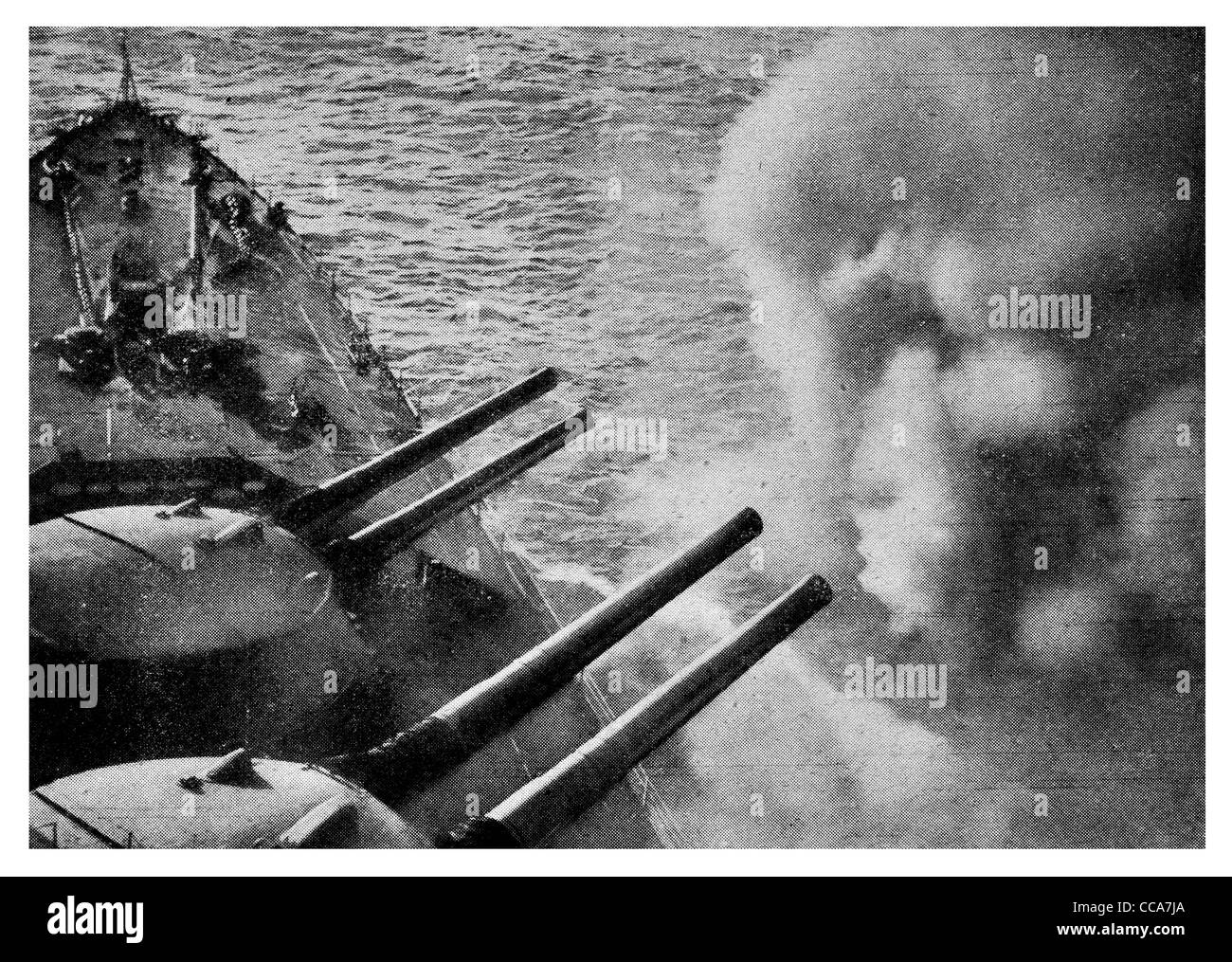 Royal navy ship firing gun Black and White Stock Photos & Images - Alamy