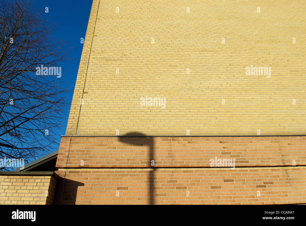 LAMP SHADOW ON BRICK WALL Stock Photo - Alamy