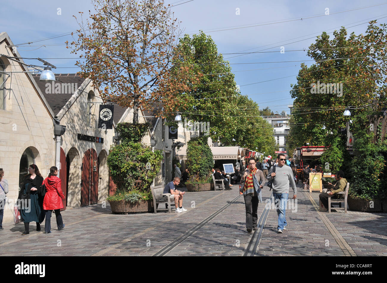 Bercy village Paris France Stock Photo - Alamy