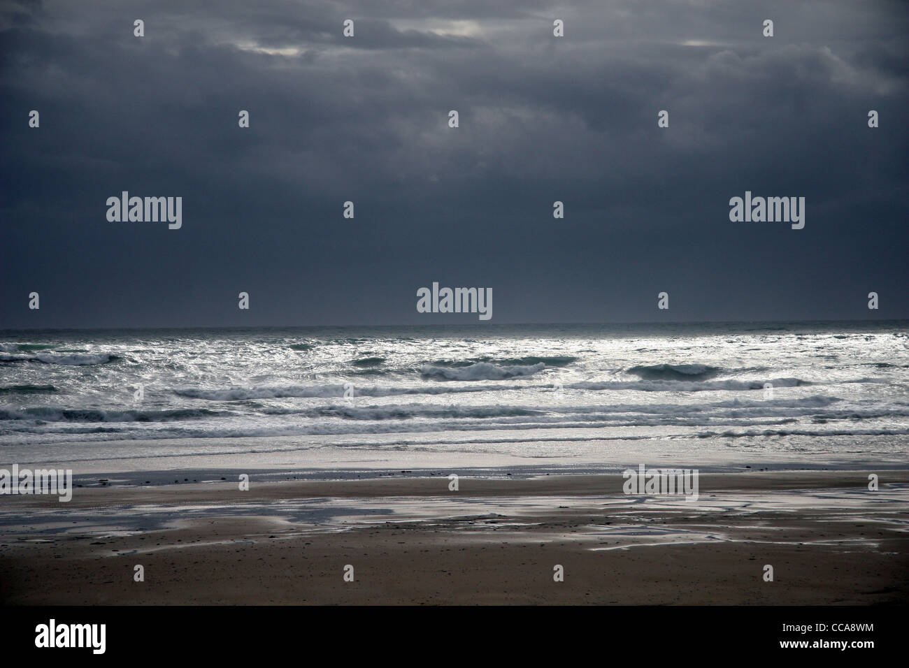 Storm beaches hi-res stock photography and images - Alamy