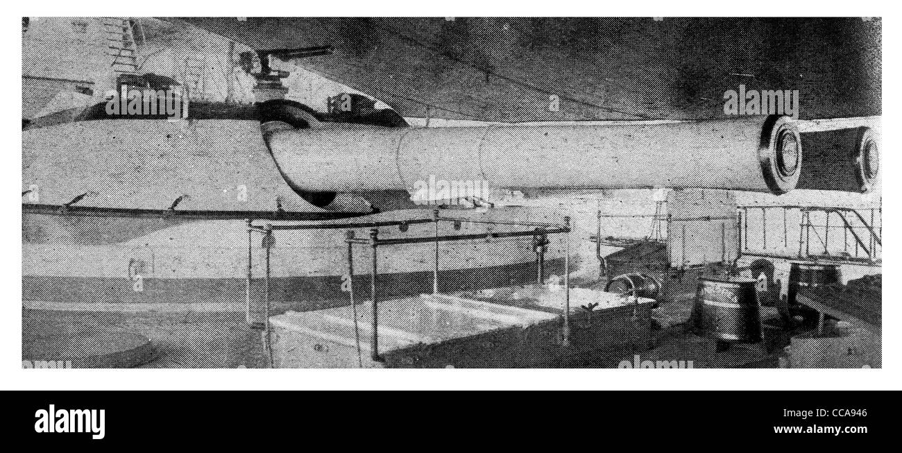 1914 Two of four 40-caliber 12-inch guns British Royal Navy HMS ...