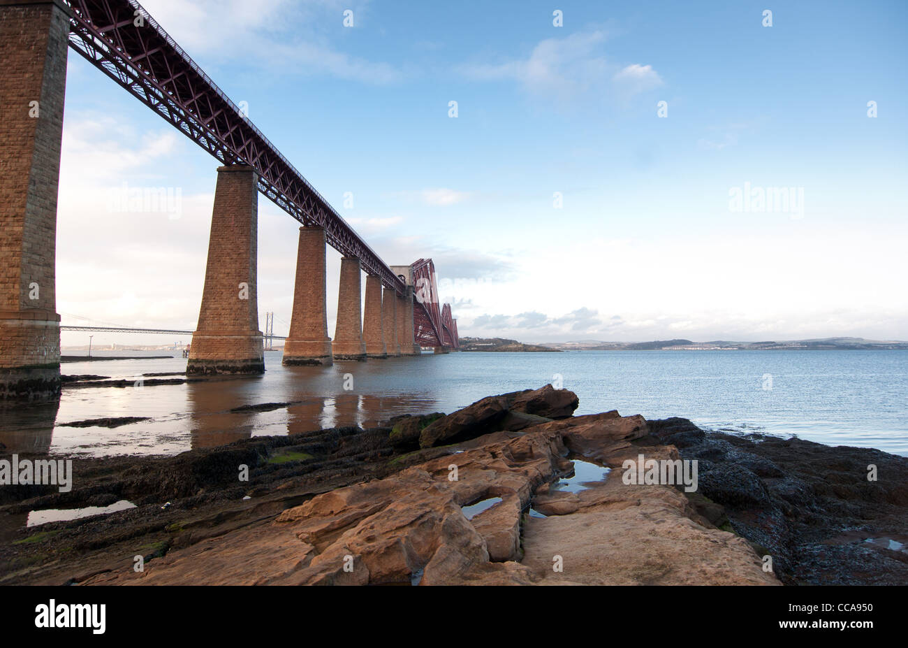 Edinburgh rail bridge hi-res stock photography and images - Alamy