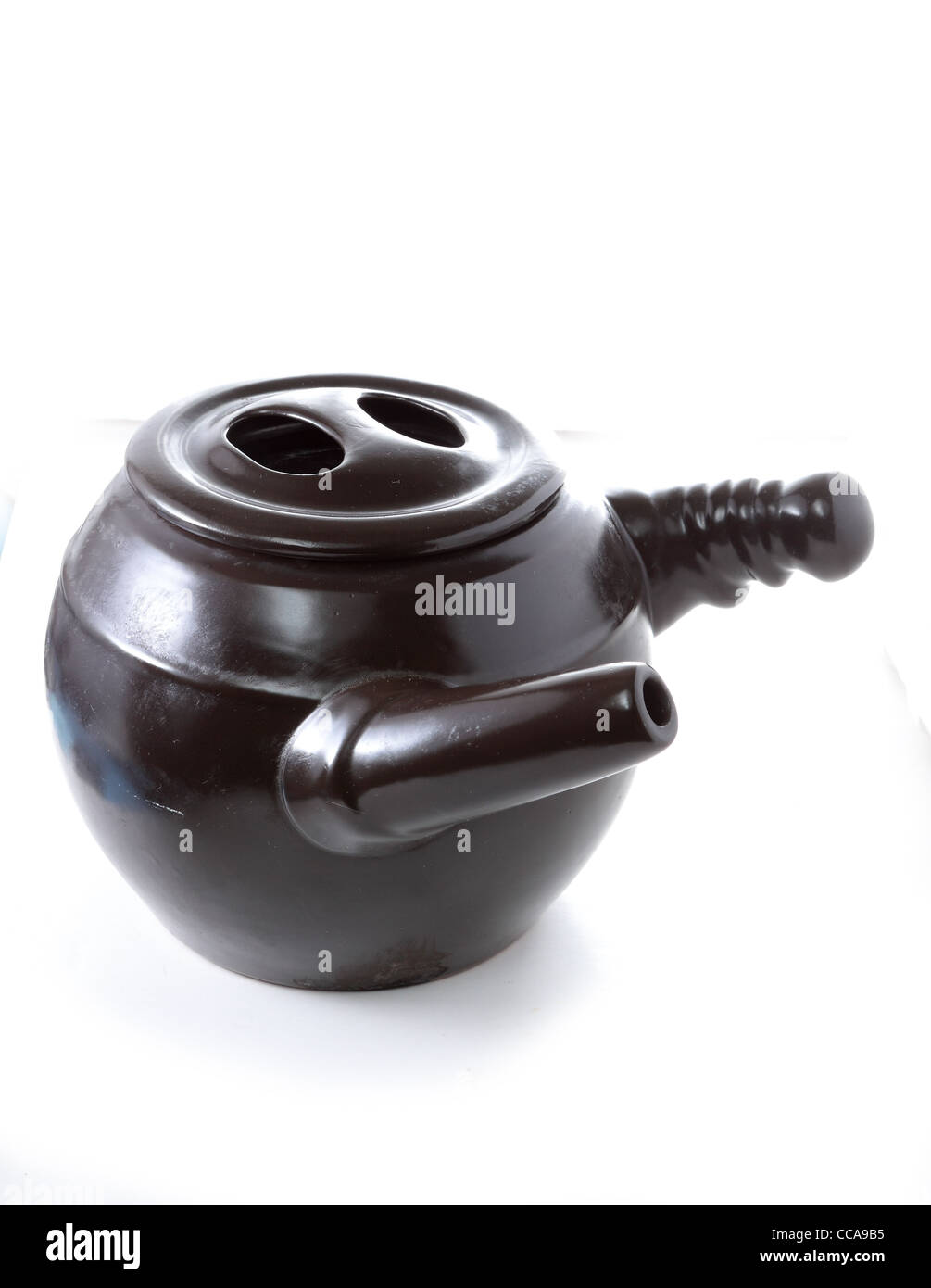 tradition medication claypot in china Stock Photo - Alamy