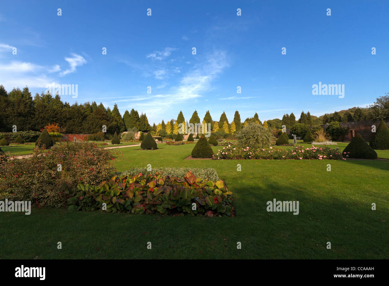 Newstead abbey rose gardens hi-res stock photography and images - Alamy