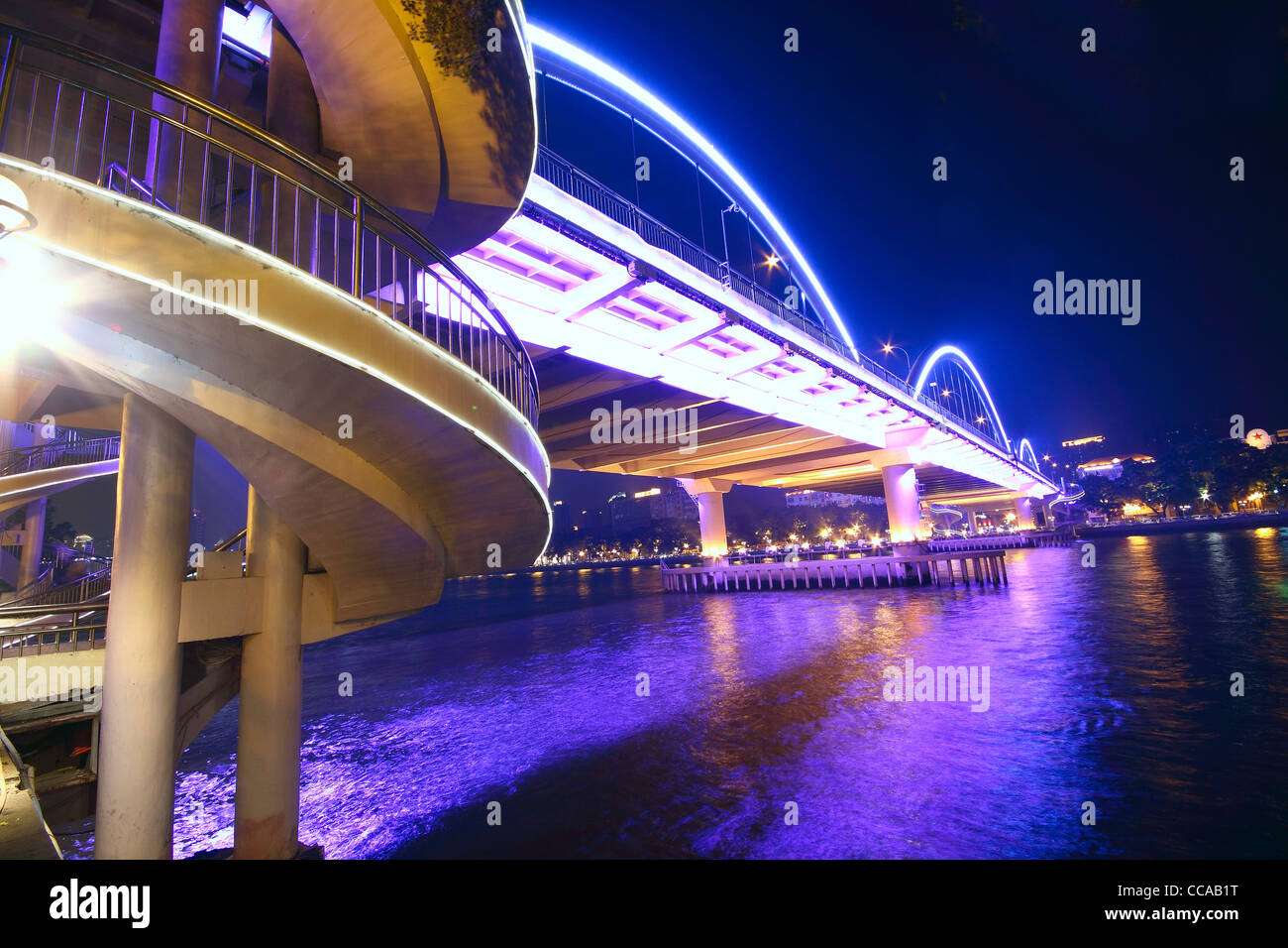 bridge at night Stock Photo - Alamy
