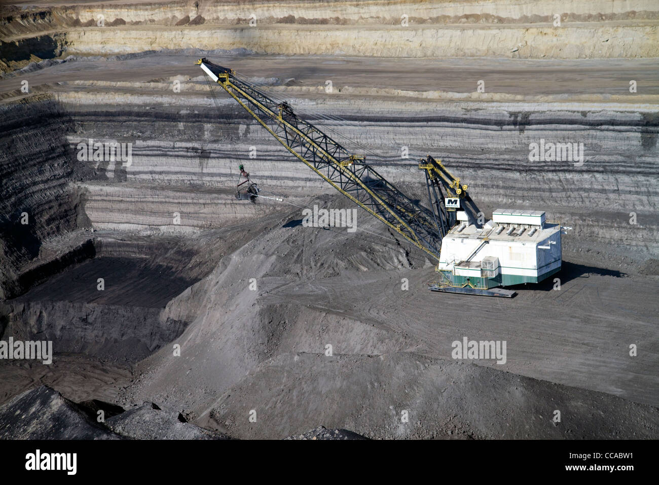 Coal mine mining dragline hi-res stock photography and images - Alamy