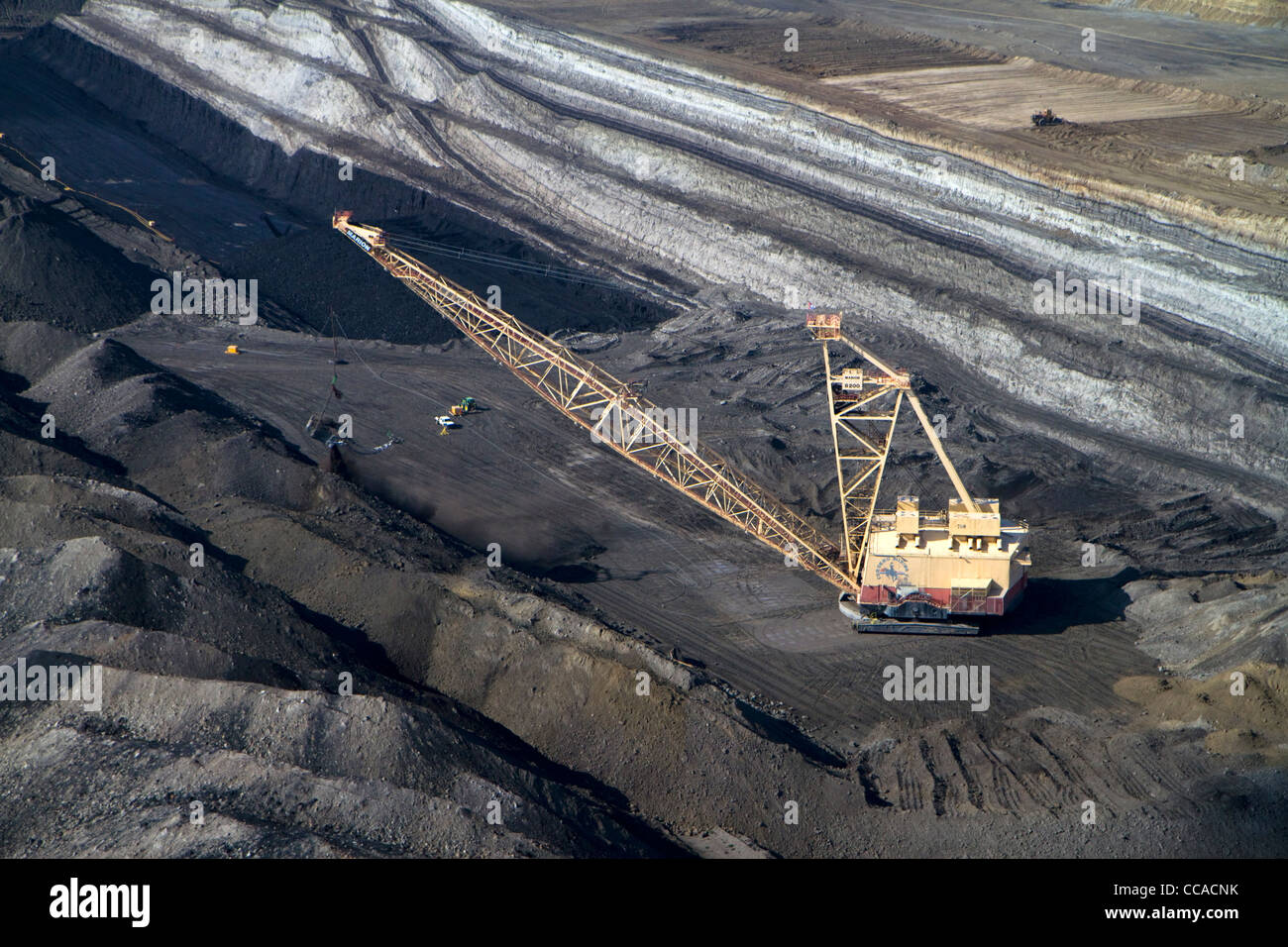 Dragline hi-res stock photography and images - Alamy