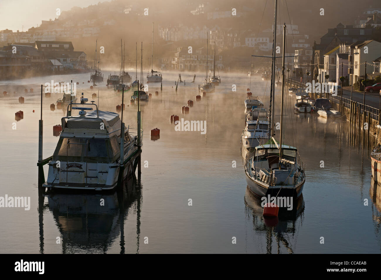 LOOE, HARBOUR, MISTY, CORNWALL, GREAT BRITAIN, UK Stock Photo - Alamy