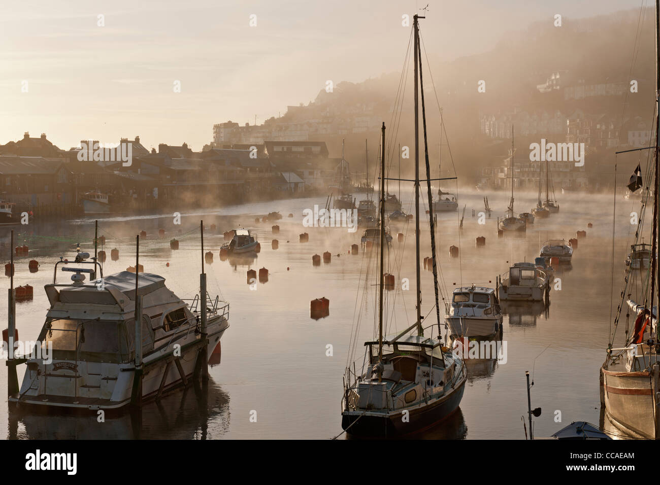 LOOE, HARBOUR, MISTY, CORNWALL, GREAT BRITAIN, UK Stock Photo - Alamy