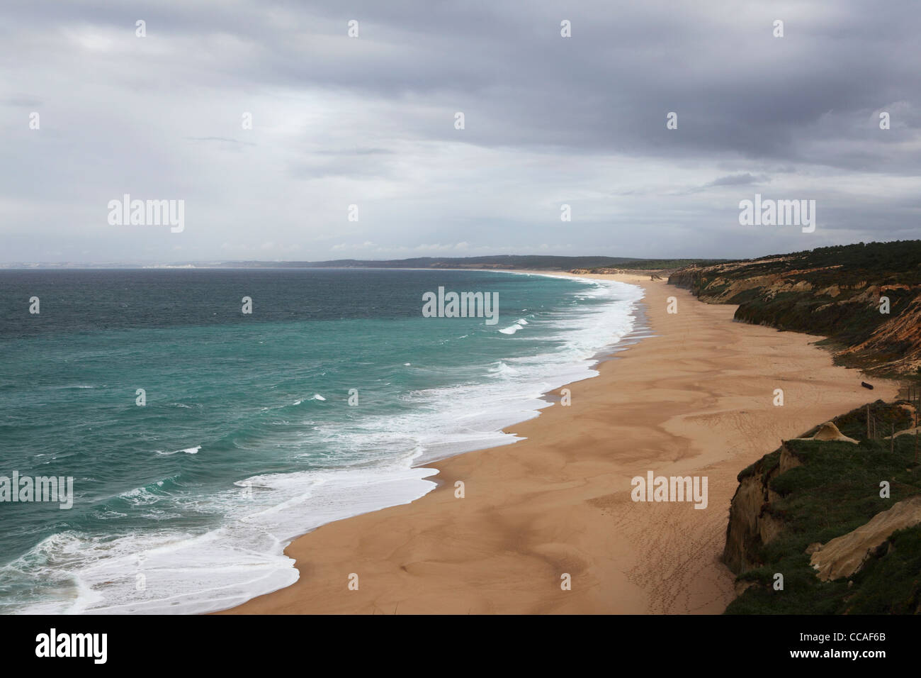 Deserted beach at Praia das Bicas, Aldeia do Meco, close to Sesimbra in ...