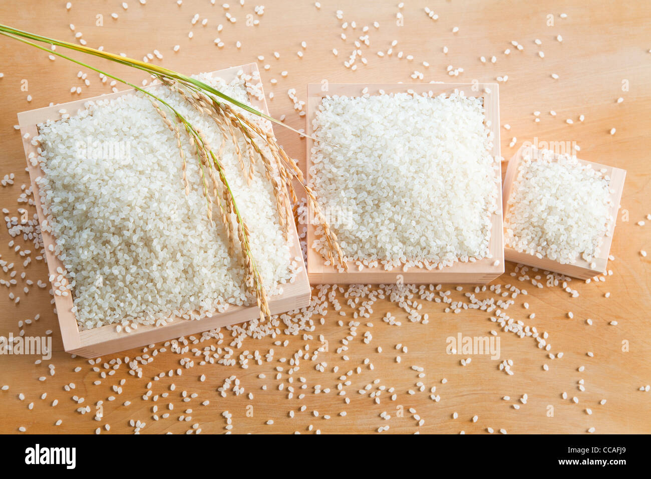 White rice polished hi-res stock photography and images - Alamy