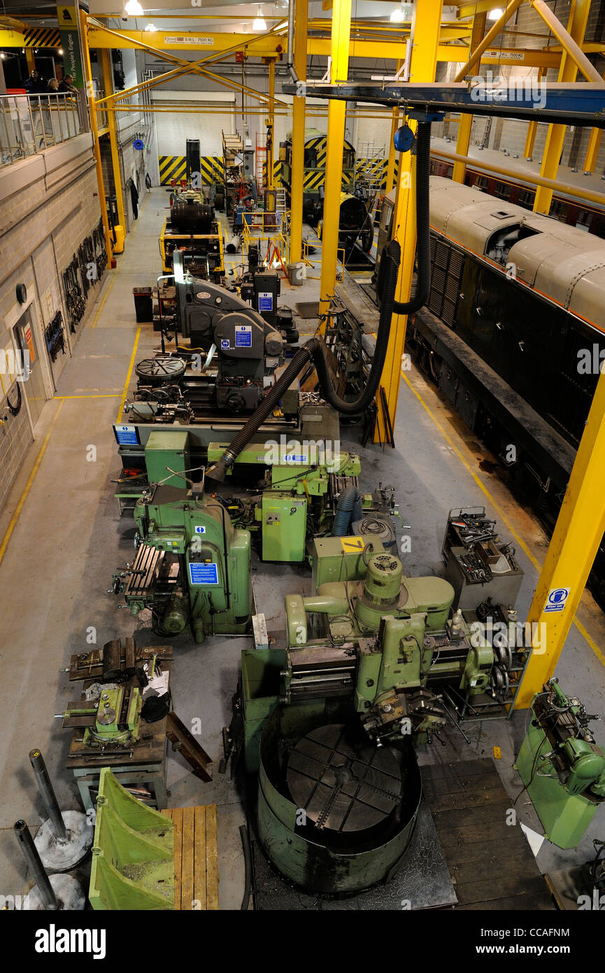 Railway workshop hi-res stock photography and images - Alamy
