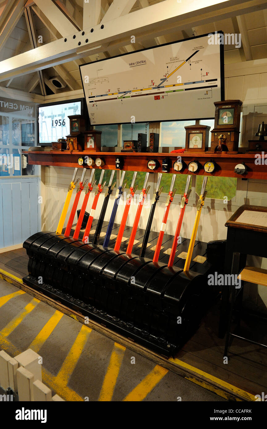 Signal box great britain hi-res stock photography and images - Alamy