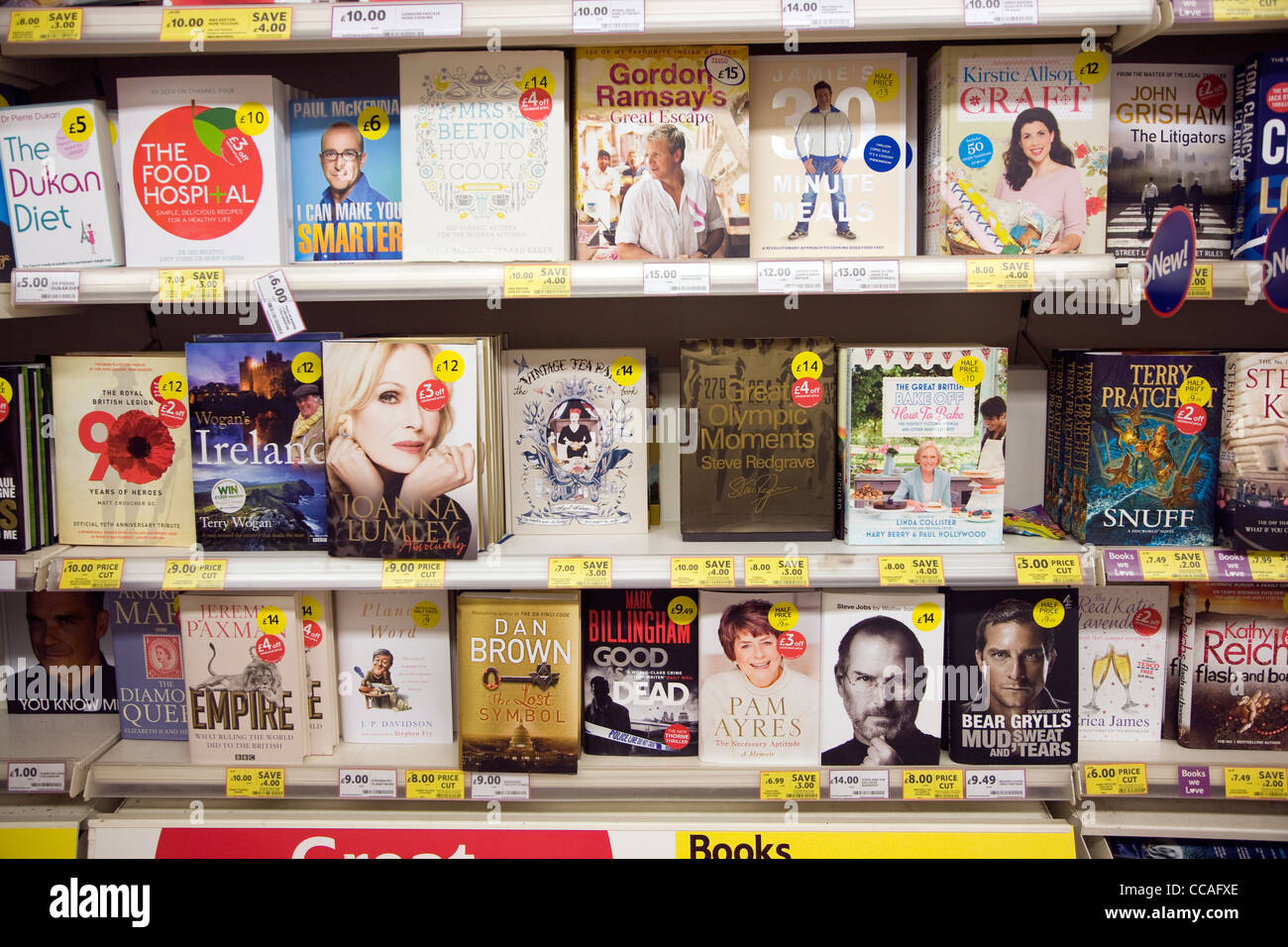 Blockbuster best selling book display Stock Photo - Alamy