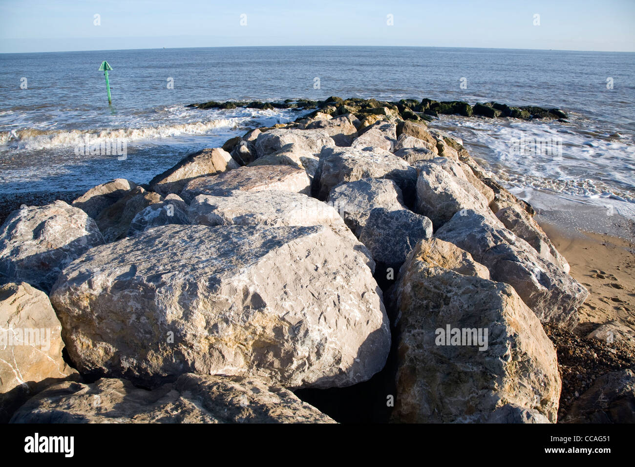 Rock groyne shingle beach Felixstowe, Suffolk Stock Photo - Alamy
