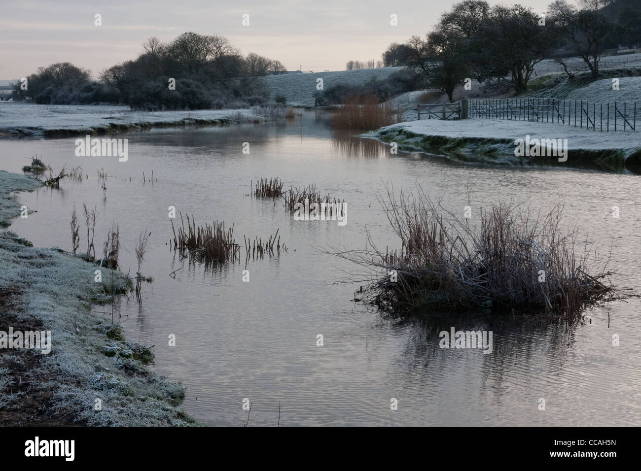 Frosty morning river Ogmore Stock Photo - Alamy