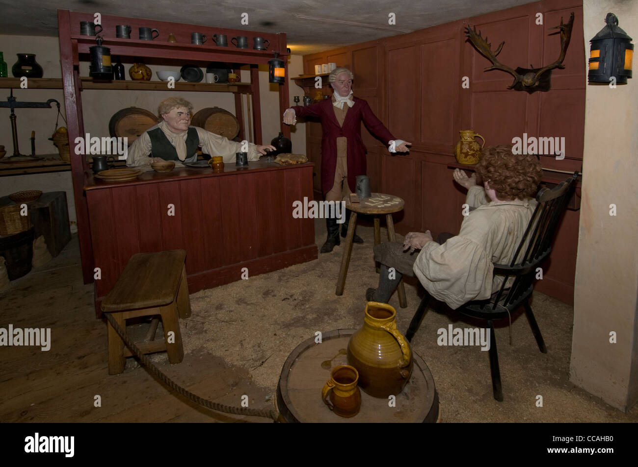 Life size models hi-res stock photography and images - Alamy
