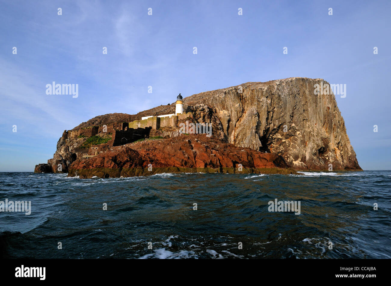 Bass rock lighthouse hi-res stock photography and images - Alamy