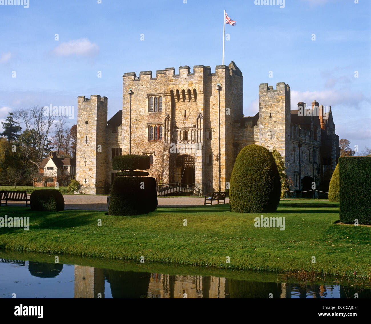 English british castles hi-res stock photography and images - Alamy