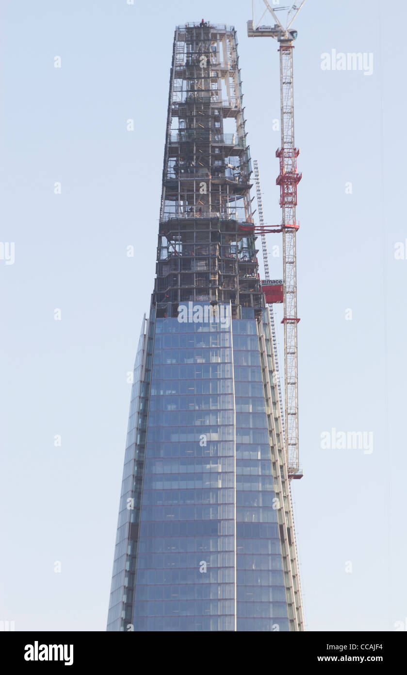 Skyscraper construction london hi-res stock photography and images - Alamy
