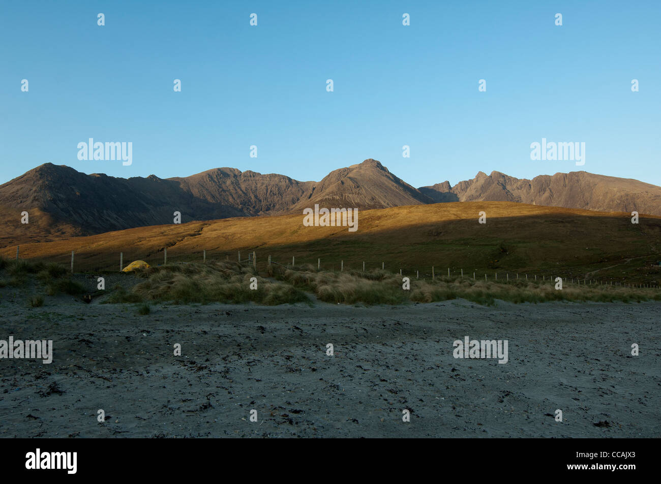 Cuillin ridge hi-res stock photography and images - Alamy