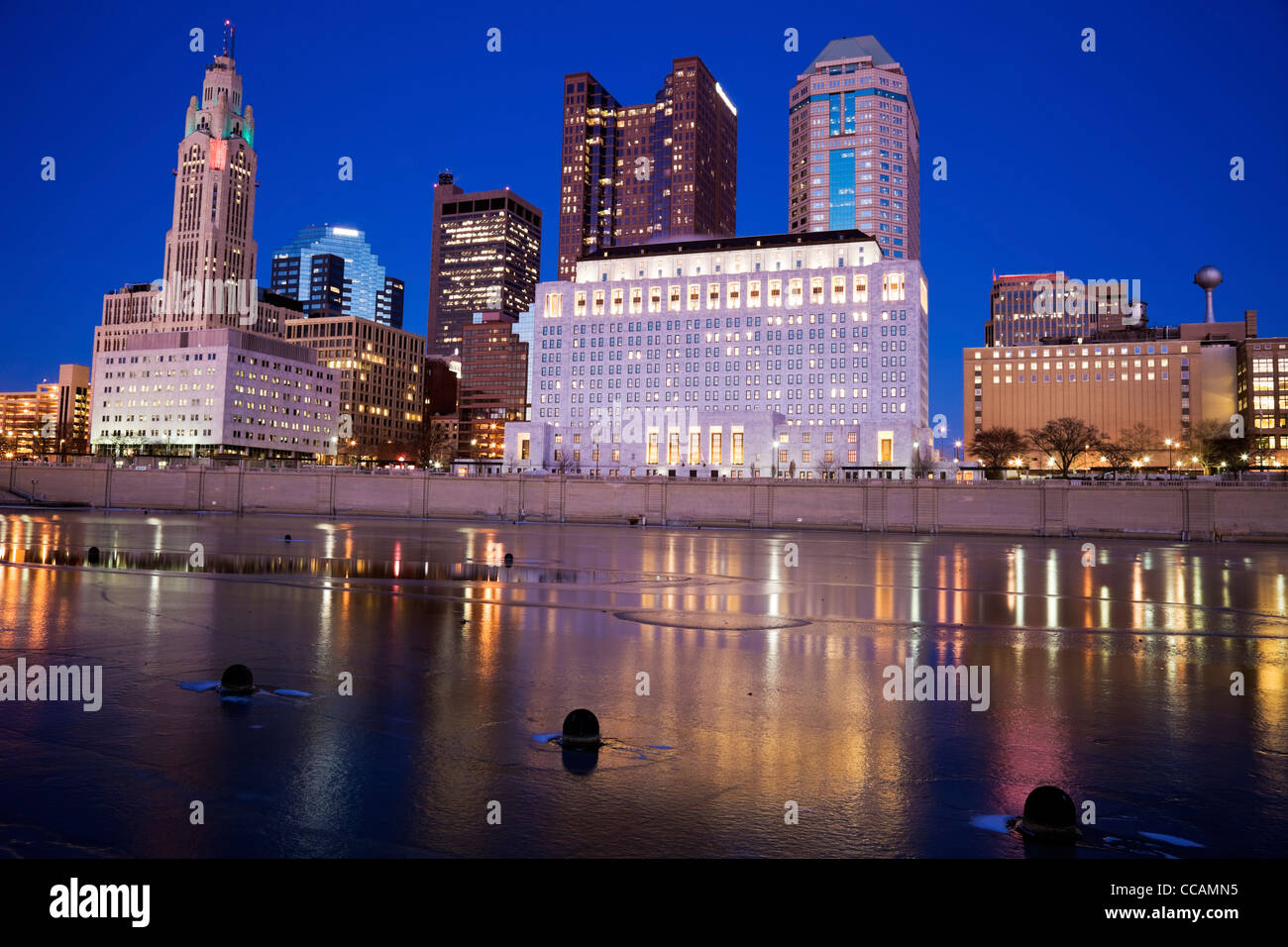 Columbus, Ohio seen during the winter evening Stock Photo - Alamy