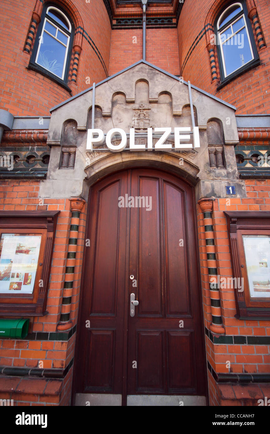 Police station door hi-res stock photography and images - Alamy