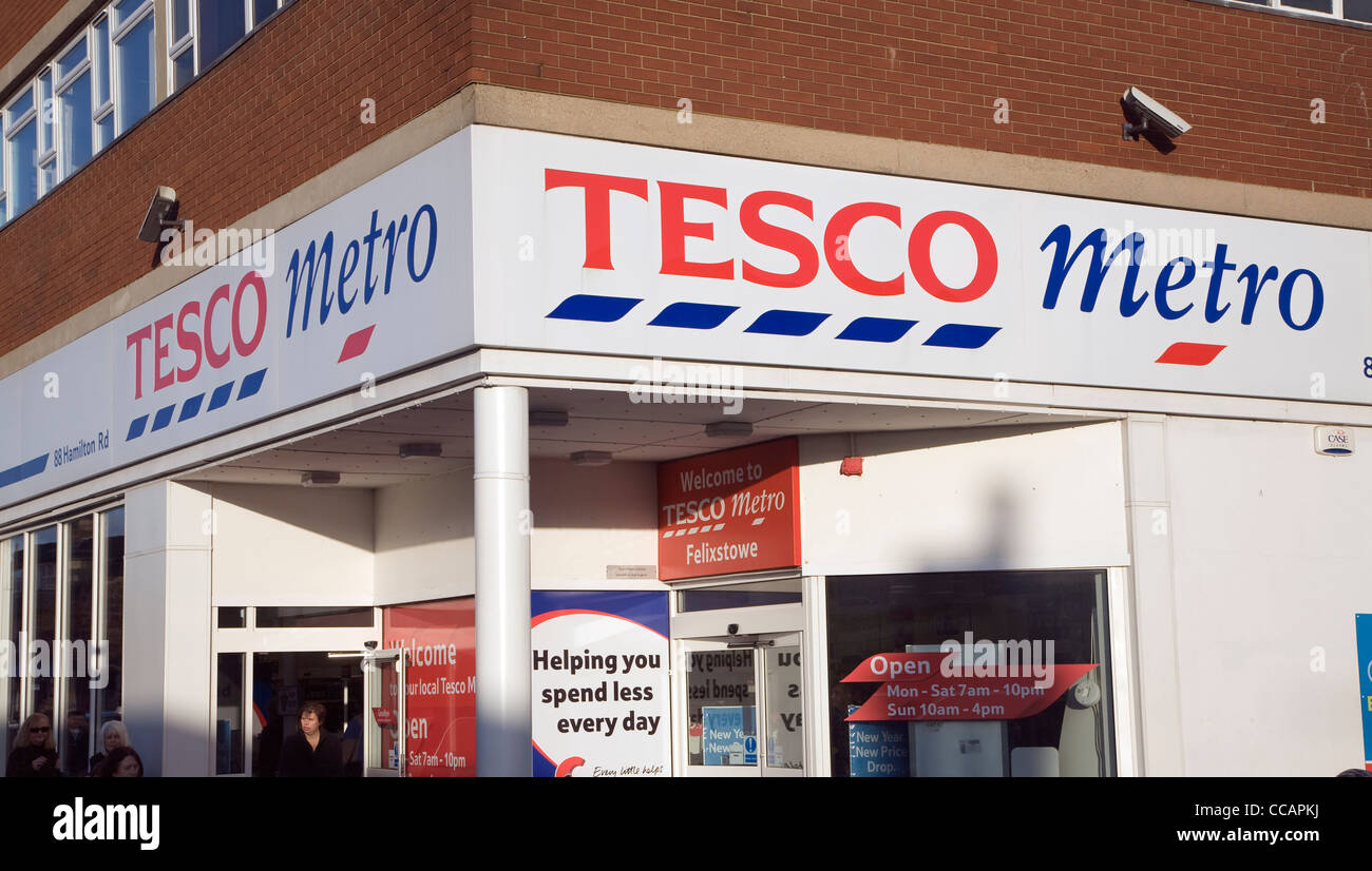 Tesco metro hi-res stock photography and images - Alamy