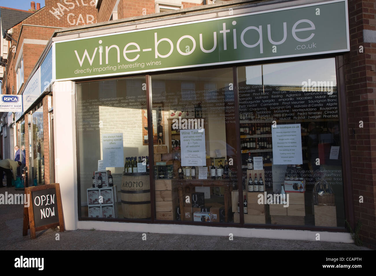 Wine boutique hi-res stock photography and images - Alamy
