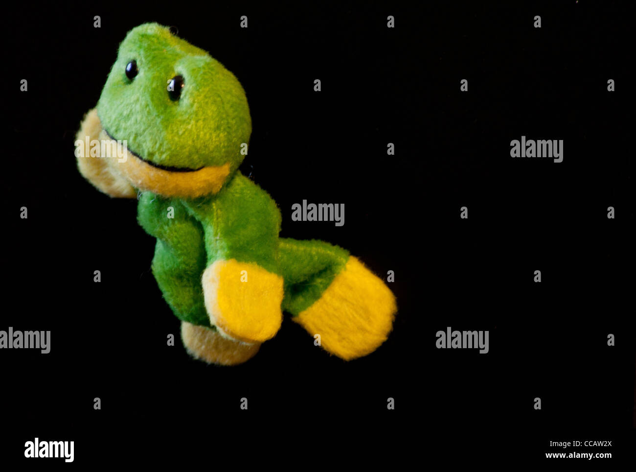 Yellow puppet hi-res stock photography and images - Alamy