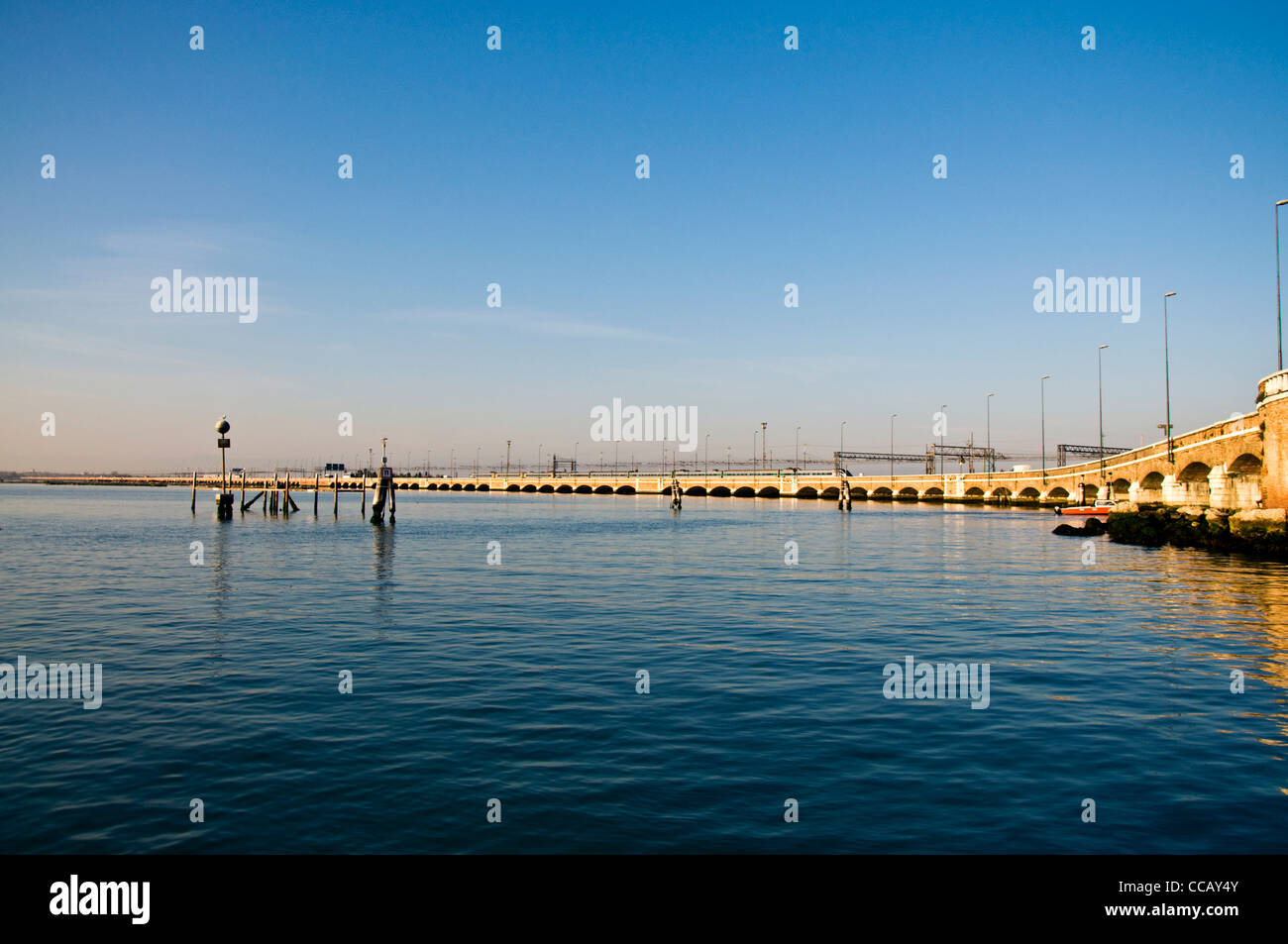Road and rail causeway connecting Venice with mainland Italy Ponte ...