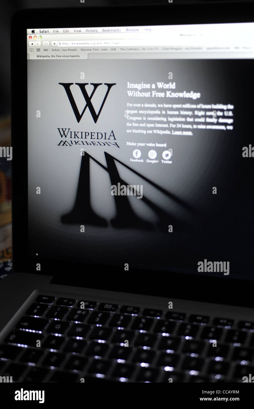 Computer screen showing the website for free online encyclopedia ...