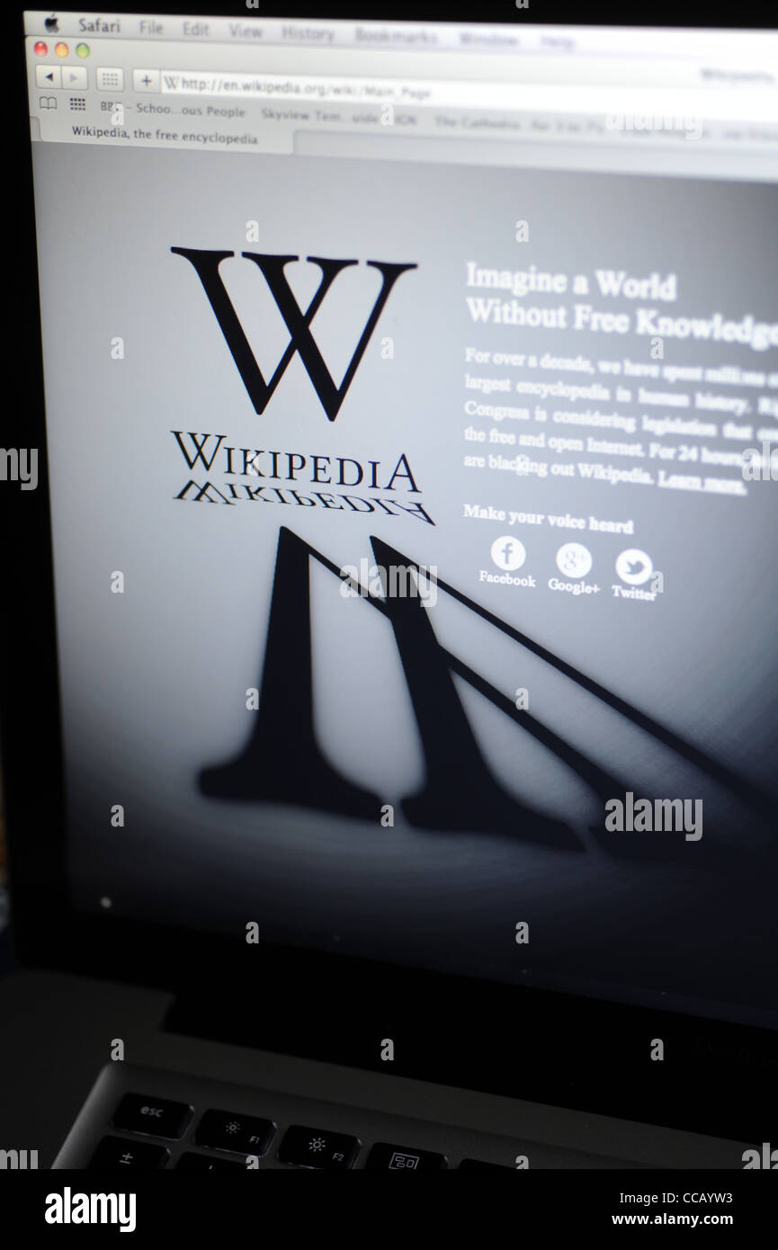 Multilingual encyclopedia hi-res stock photography and images - Alamy