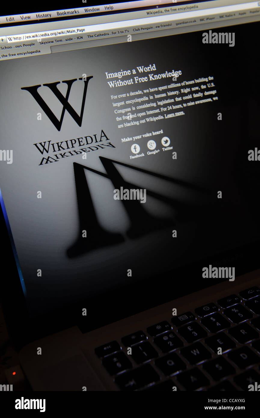 Multilingual encyclopedia hi-res stock photography and images - Alamy