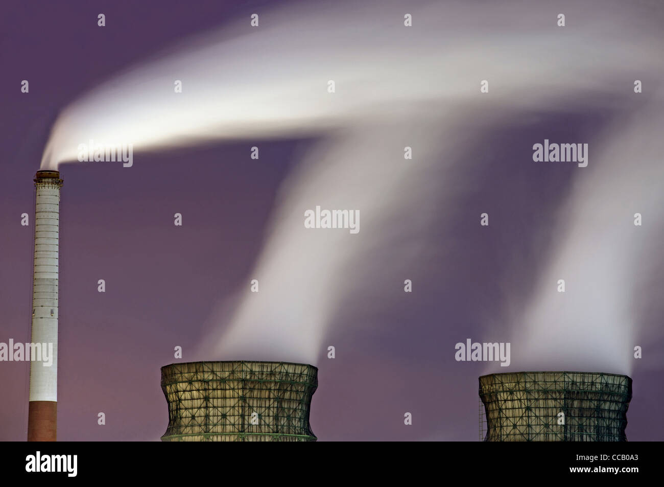 Shell rhineland refinery hi-res stock photography and images - Alamy