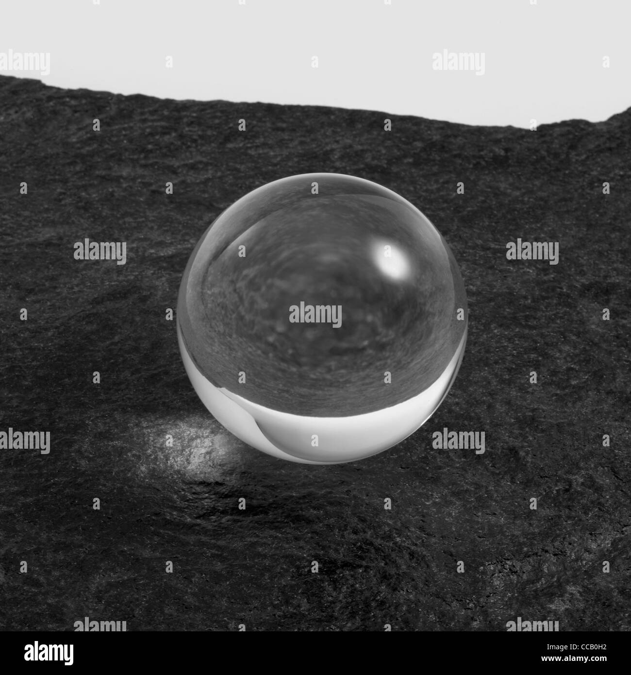 Crystal ball hi-res stock photography and images - Alamy