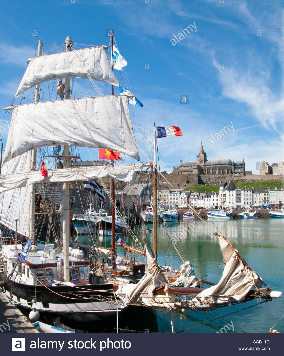 Old Fashioned Sailing Ship Stock Photos & Old Fashioned Sailing Ship ...