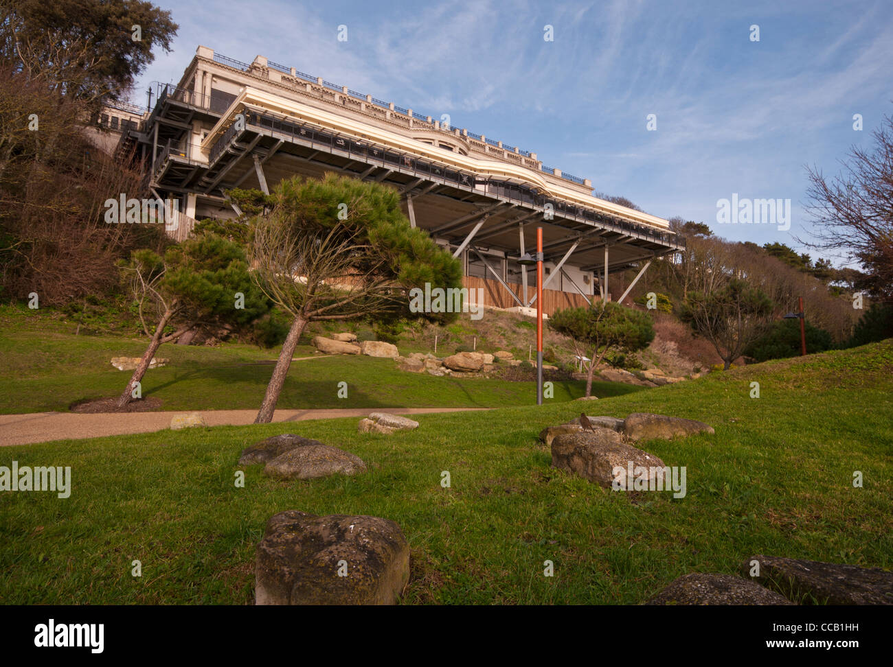 The Leas Cliff Hall Overlooking The Lower Leas Coastal Park Folkestone ...