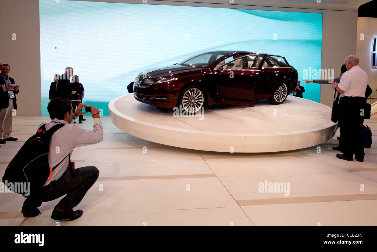Ford international auto show usa hi-res stock photography and images ...