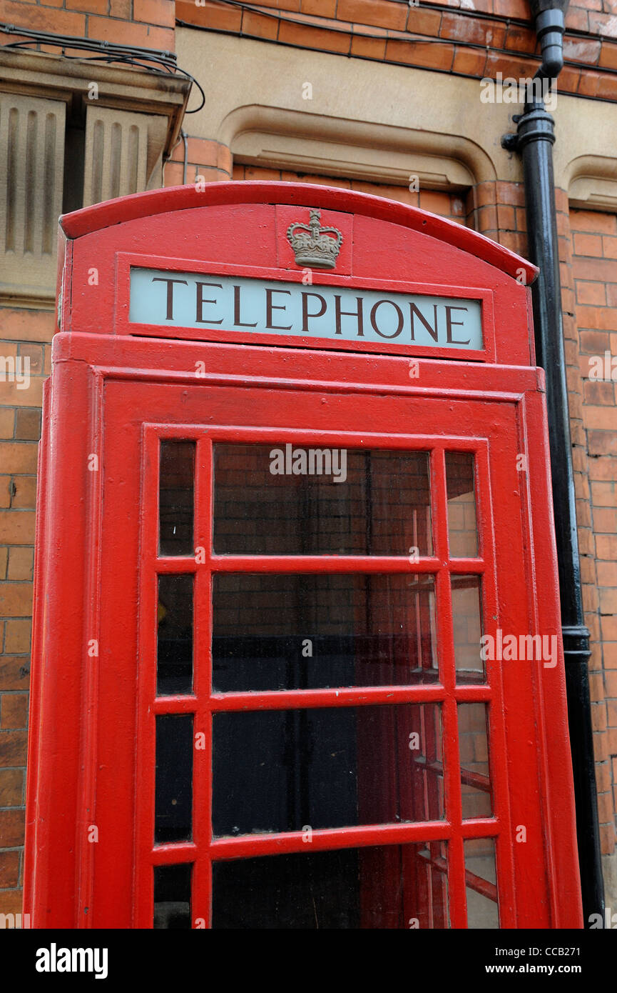 british red telephone box england uk Stock Photo - Alamy