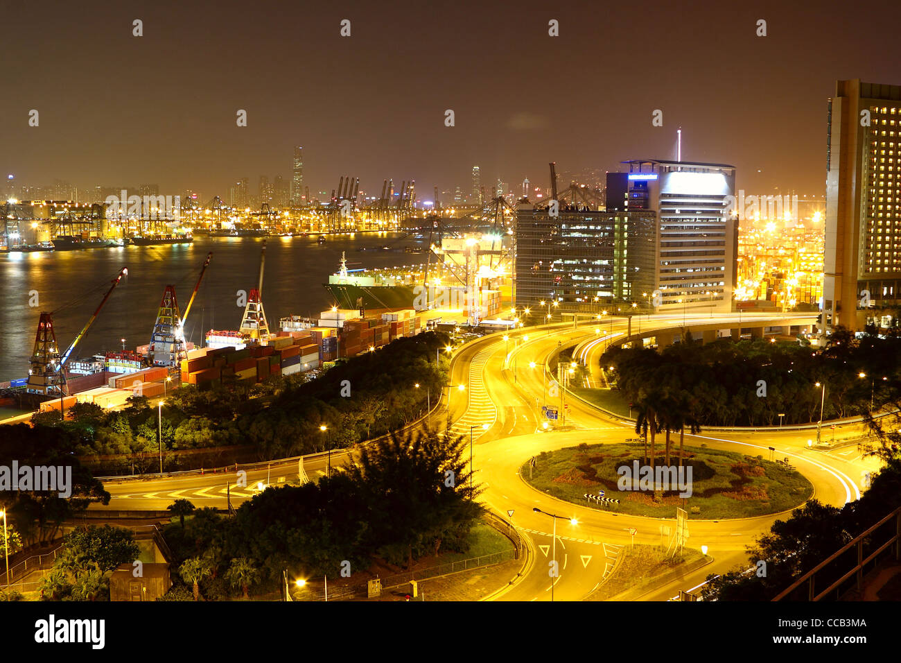 Dramatic night time train view hi-res stock photography and images - Alamy